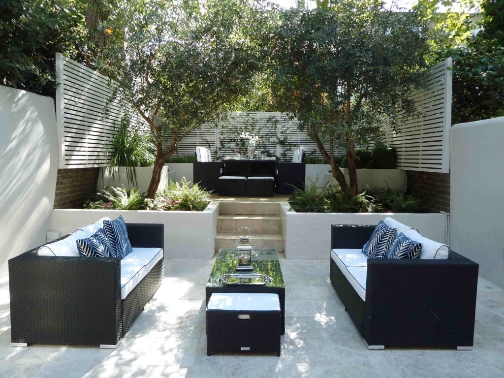 Symmetrical Layout-Garden for Entertaining - Living color Gardens